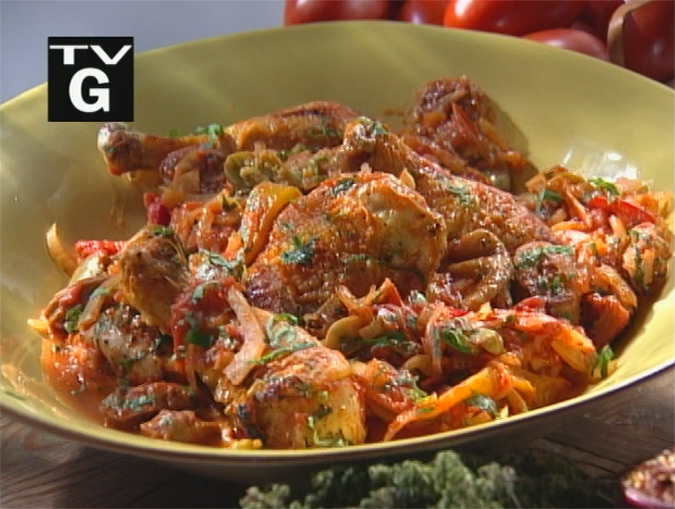 Chicken Leg Cacciatore with Sweet Peppers, Fennel, and Green Olives ...